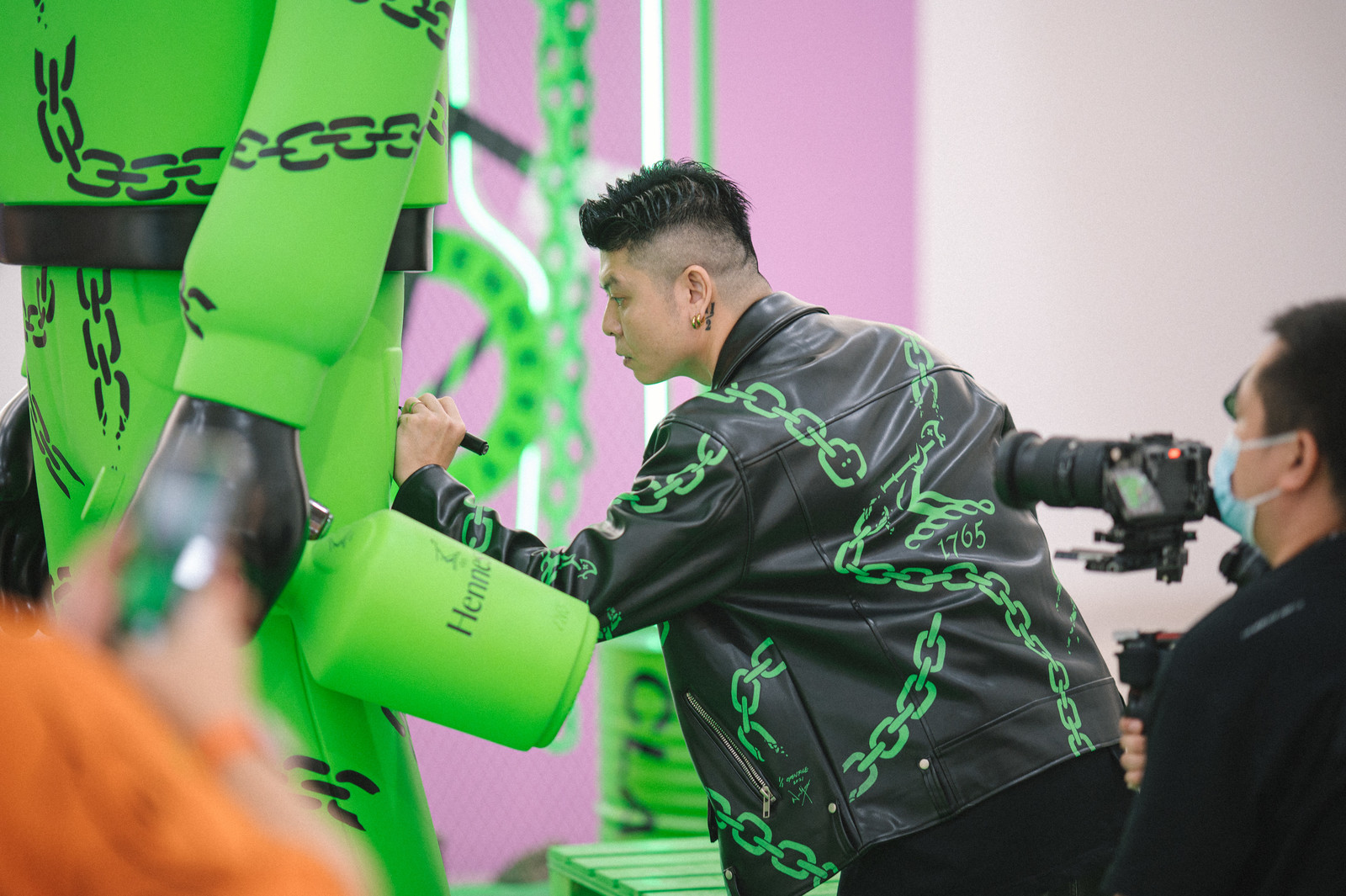 [OPENFILE X SMILEY JO] 상하이 아티스트 전시 프로젝트 by Smiley Jo - 노트폴리오